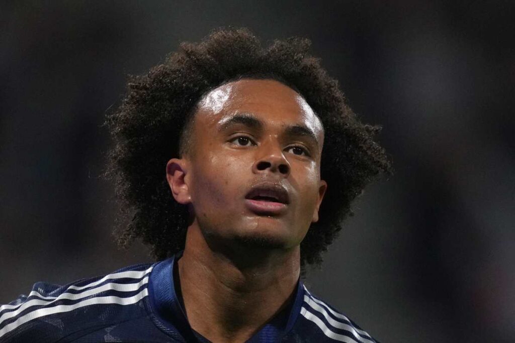 Zirkzee trova squadra in Serie A: ha già detto no al Milan